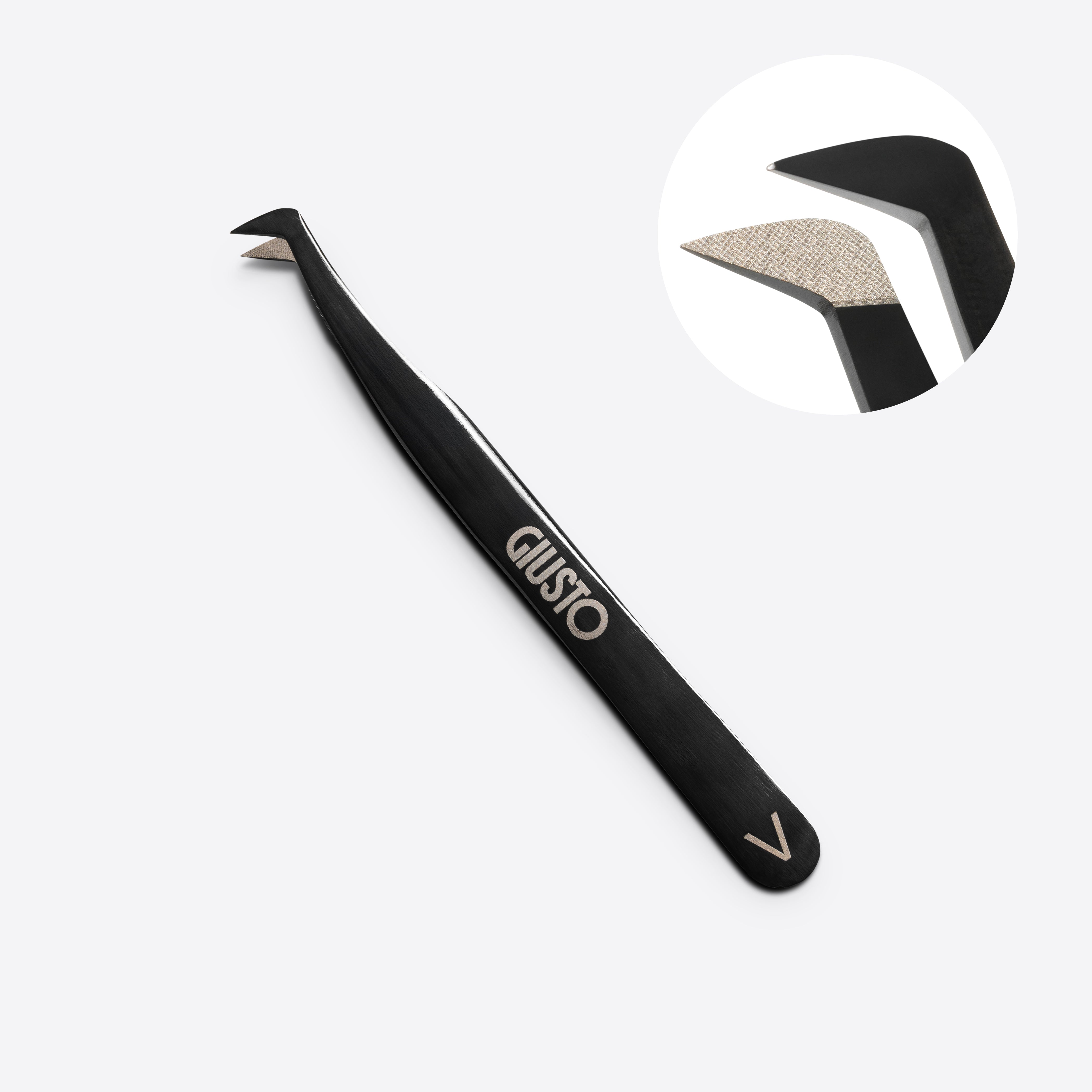 V - Boot Fiber Tip Tweezers – Giusto Beauty